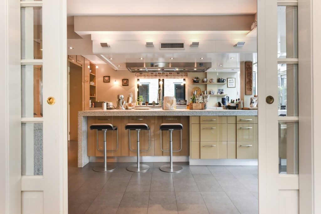 Valuation - Paul de Haas